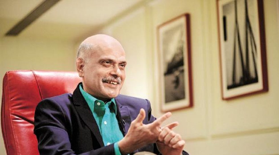 Raghav Bahl in JV with Bloomberg for news channel