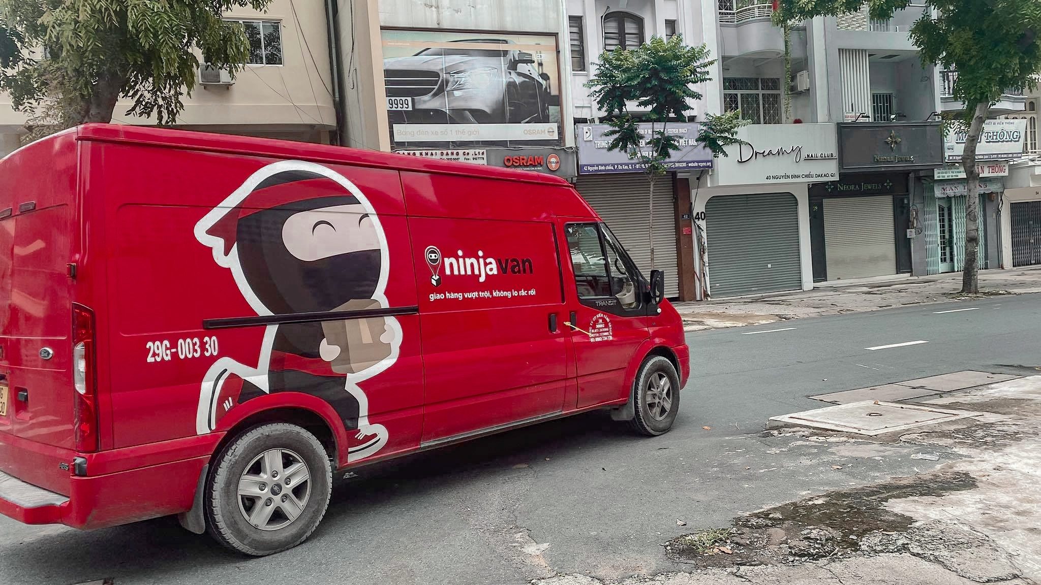 What Ninja Van’s exit says about Vietnam express logistics market